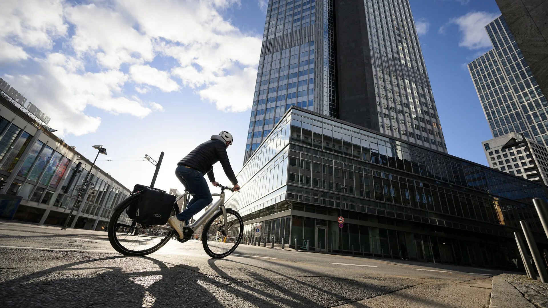 2026 Cube Editor Hybrid Pro 400X FE Step-Through Electric Bike