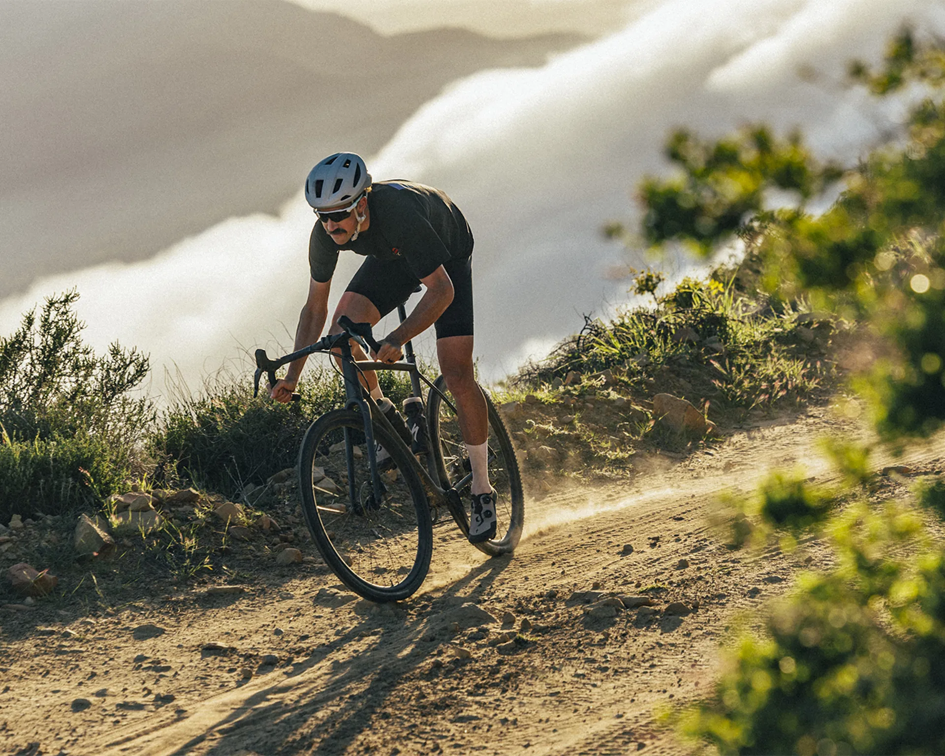 2025 Specialized Crux Pro Gravel Bike - Satin Carbon/Lake